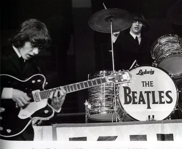 O Baú do Edu: O LOGOTIPO "THE BEATLES"