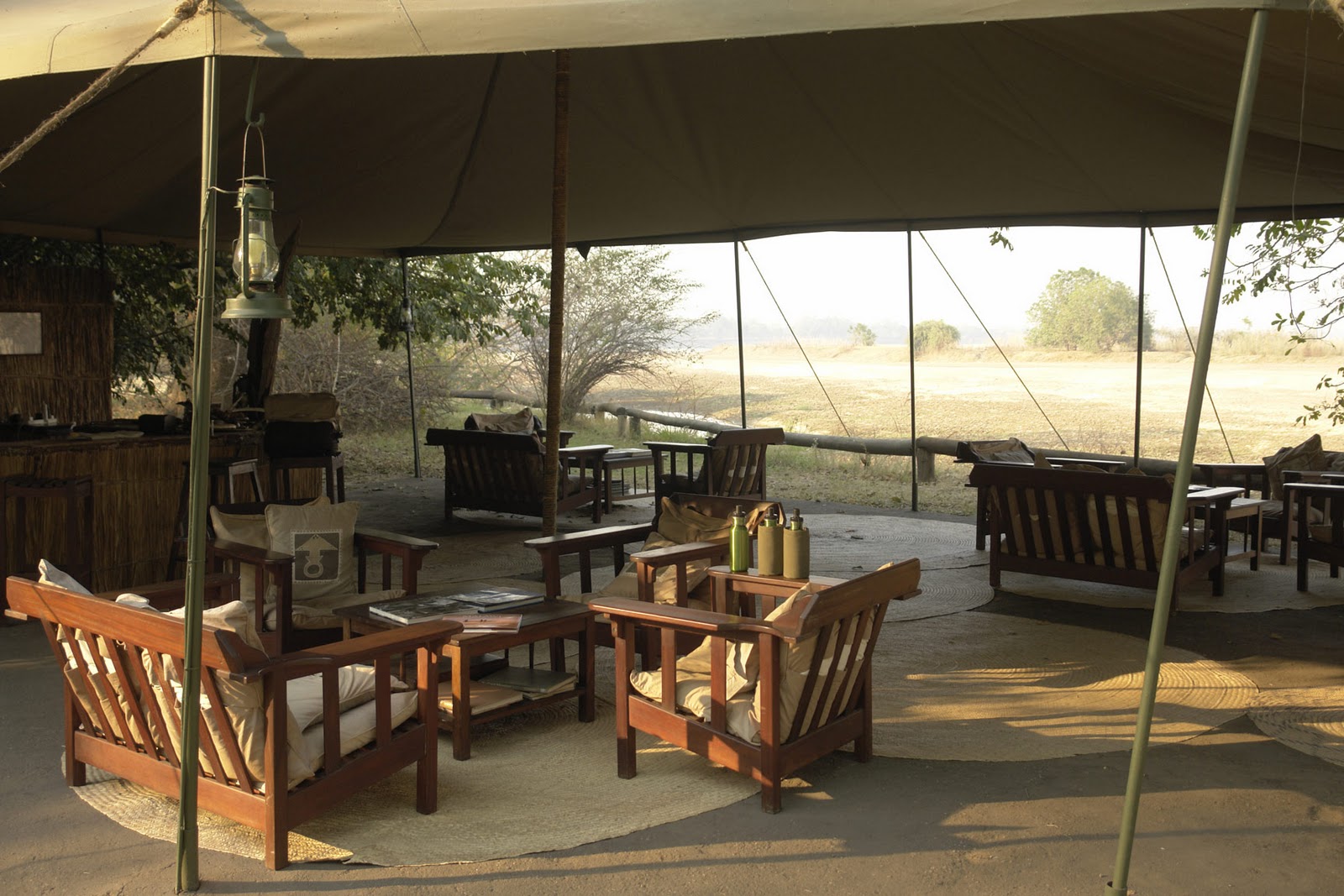 SIMONBELCHER.BLOGSPOT.COM: South Luangwa National Park and Tena Tena Camp