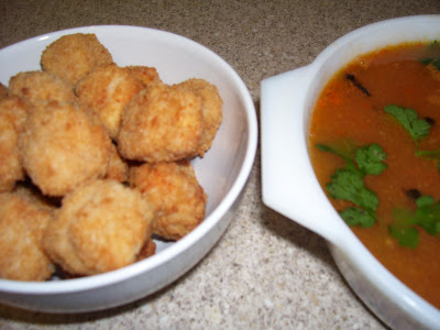 Esculent Cuisine: Crispy Chicken Nuggets with Tomato Soup