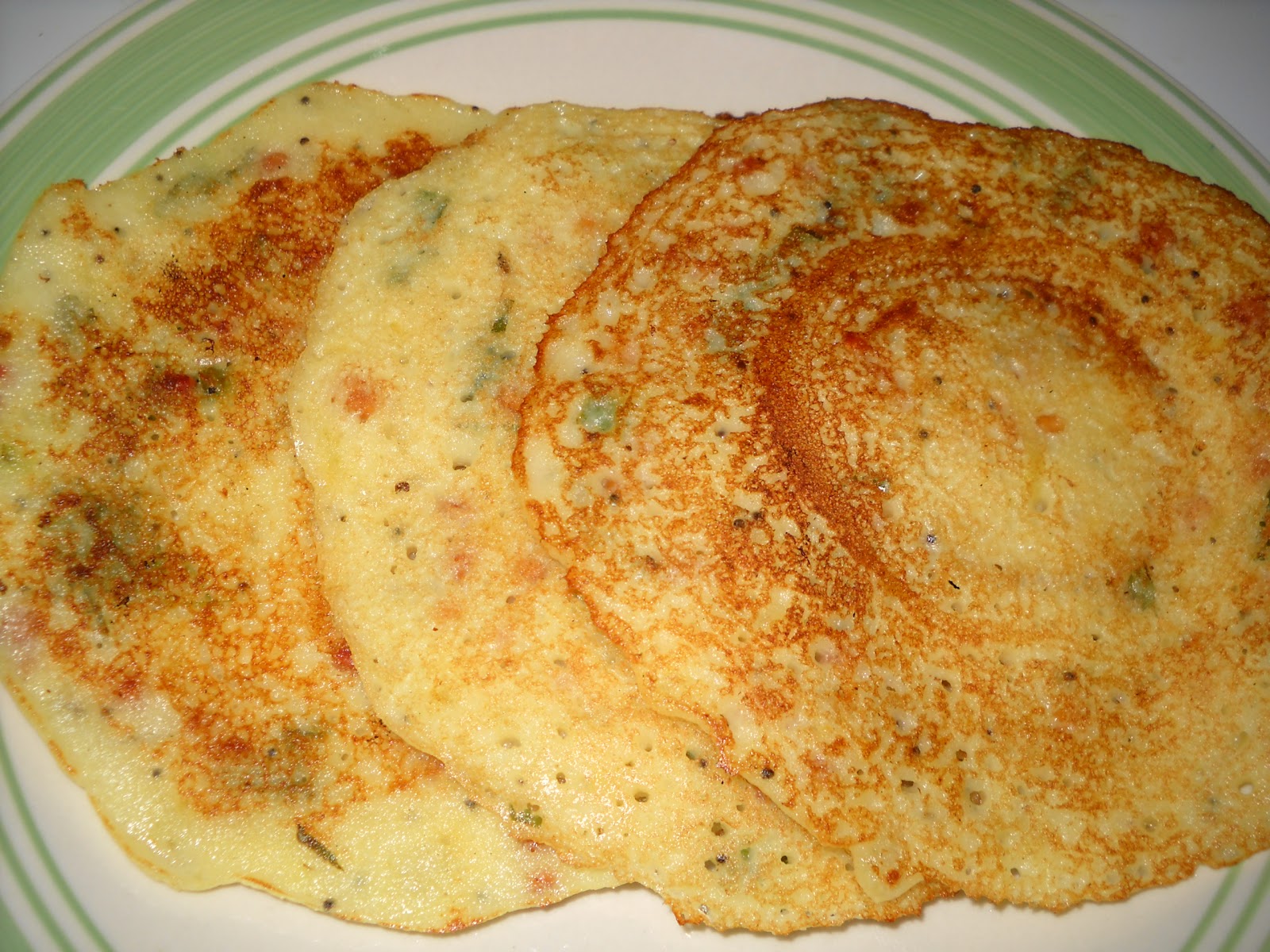 Savitha's Kitchen: Onion Oothappam