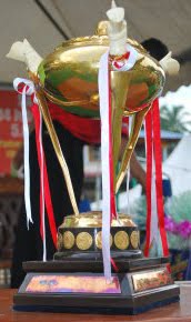 Na na na na ...: Piala Emas Raja-Raja