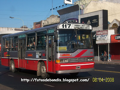 Fotos de Omnibus: TRANSP. LARRAZABAL C.I.S.A. - LÍNEA 117