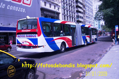 Fotos de Omnibus: NUEVOS RUMBOS S.A.T.A.C.I.F.I. - LÍNEA 132 (ARTICULADO)