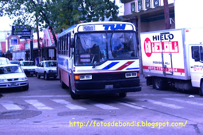 Fotos de Omnibus: TTES. UNIDOS DE MERLO S.A.C.I. - LÍNEA 500