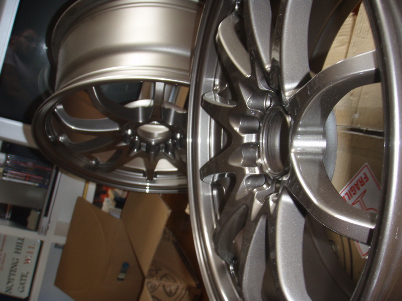 JDMbits: New Arrival: Rota Fighter 16x7'' Bronze!