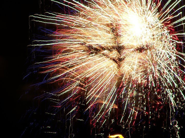 To Sing and Dance: July 2010