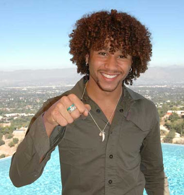 Celebrity Dirt with Jackson Blue: Corbin Bleu gets nakey...and MORE!!