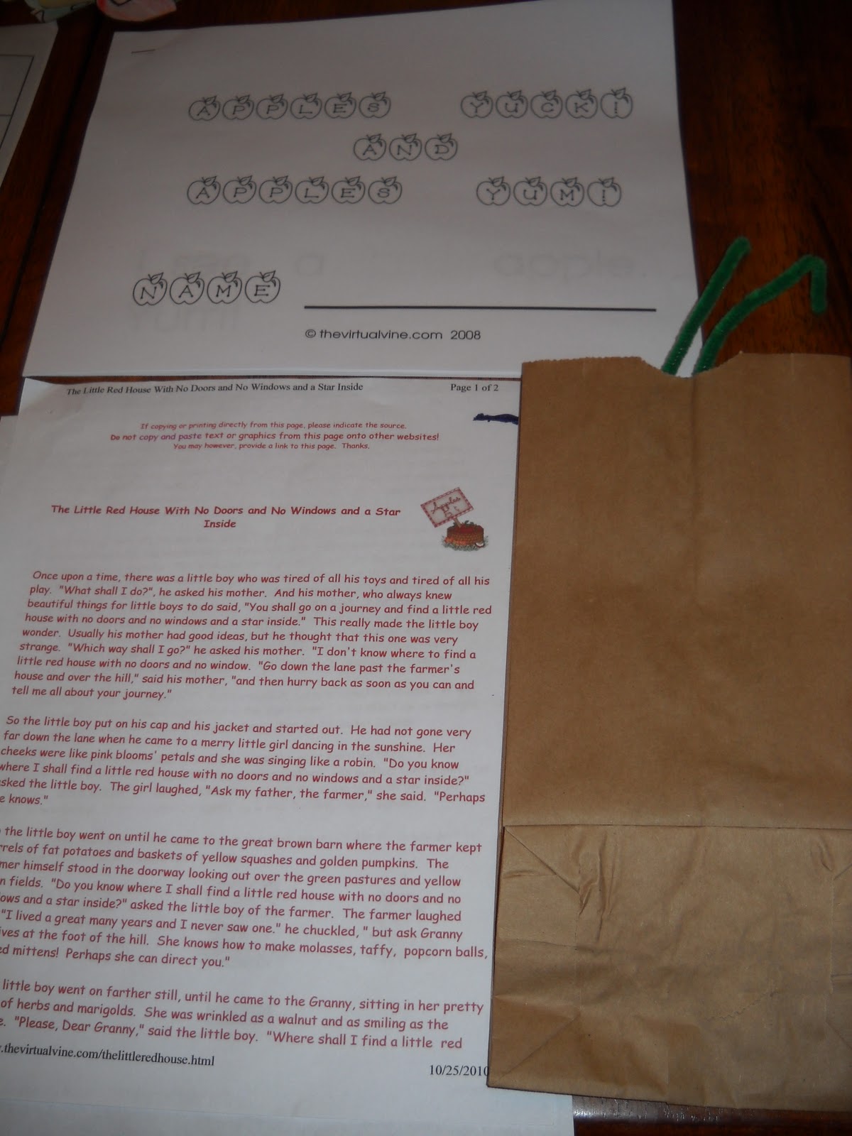 The Little Homeschool: How to Create a Kindergarten Literacy Bag Part II