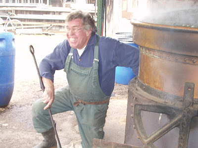 Nibelle et Baudouin: Jean-Paul Gallier distillateur