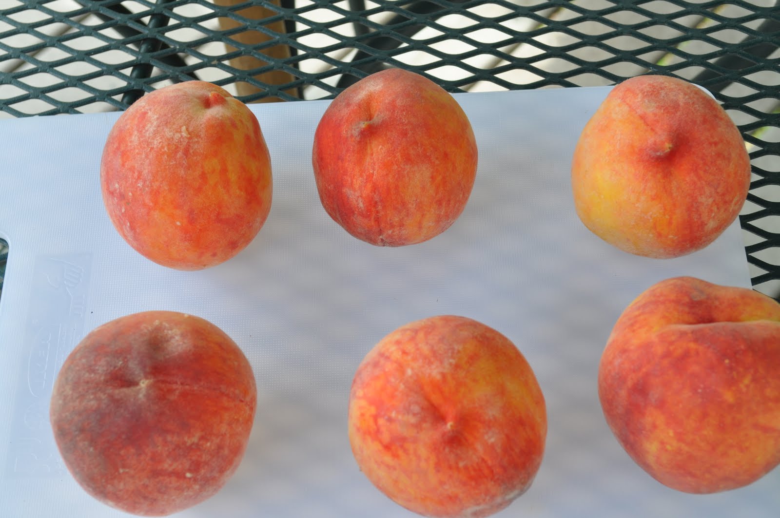 Michigan Cottage Cook: PEACH BUYING TIPS AND RIPENING HINTS
