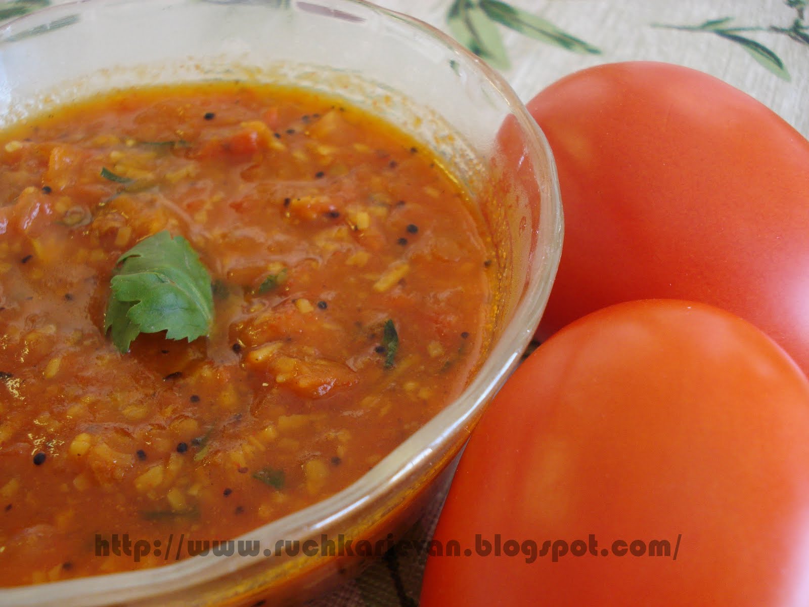 रुचकर जेवण: Tomato Raita