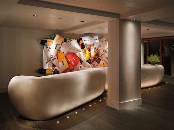 LET'S STAY: Creative Front Desk Ideas