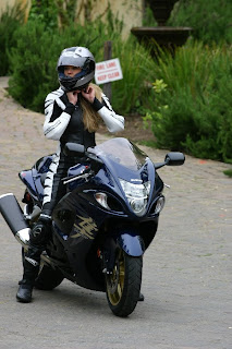 VISUAL GRATIFICATION: Queen of Speed - Leslie Porterfield