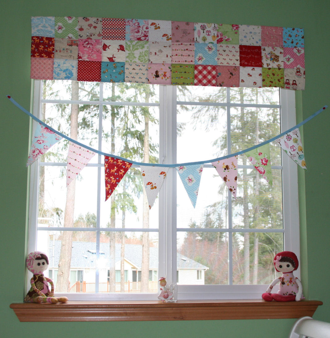 lovely little handmades: easy peasy~ banner tutorial