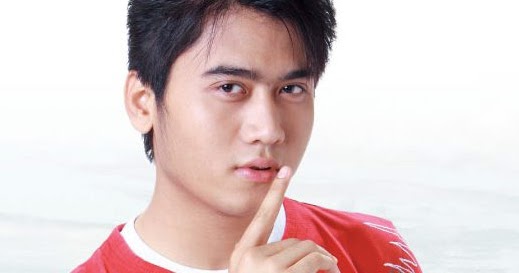 Myanmar Actor and Model Boy: Hein Wai Yan's Fashion