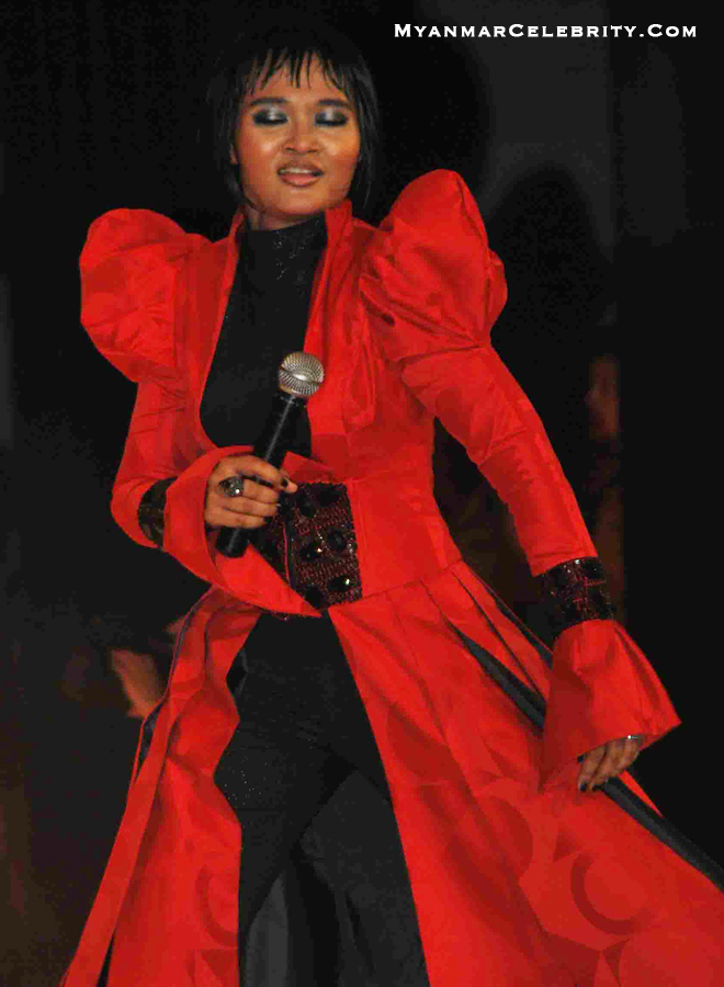 Myanmar Singer, Phyu Phyu Kyaw Thein @ 7 Golden Girls Music Concert ...