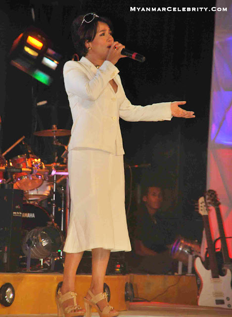 Myanmar Singer, Htun Eaindra Bo @ "7 Golden Girls" Female Singers Group ...