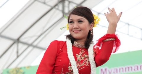 Thet Mon Myint with Red Color Myanmar Thingyan Fashion Dress