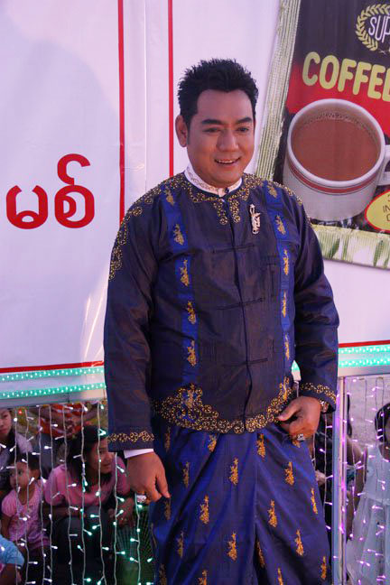 Myanmar Actors' Fashion @ Academy Awards Giving Ceremony on 23 Jan 2011
