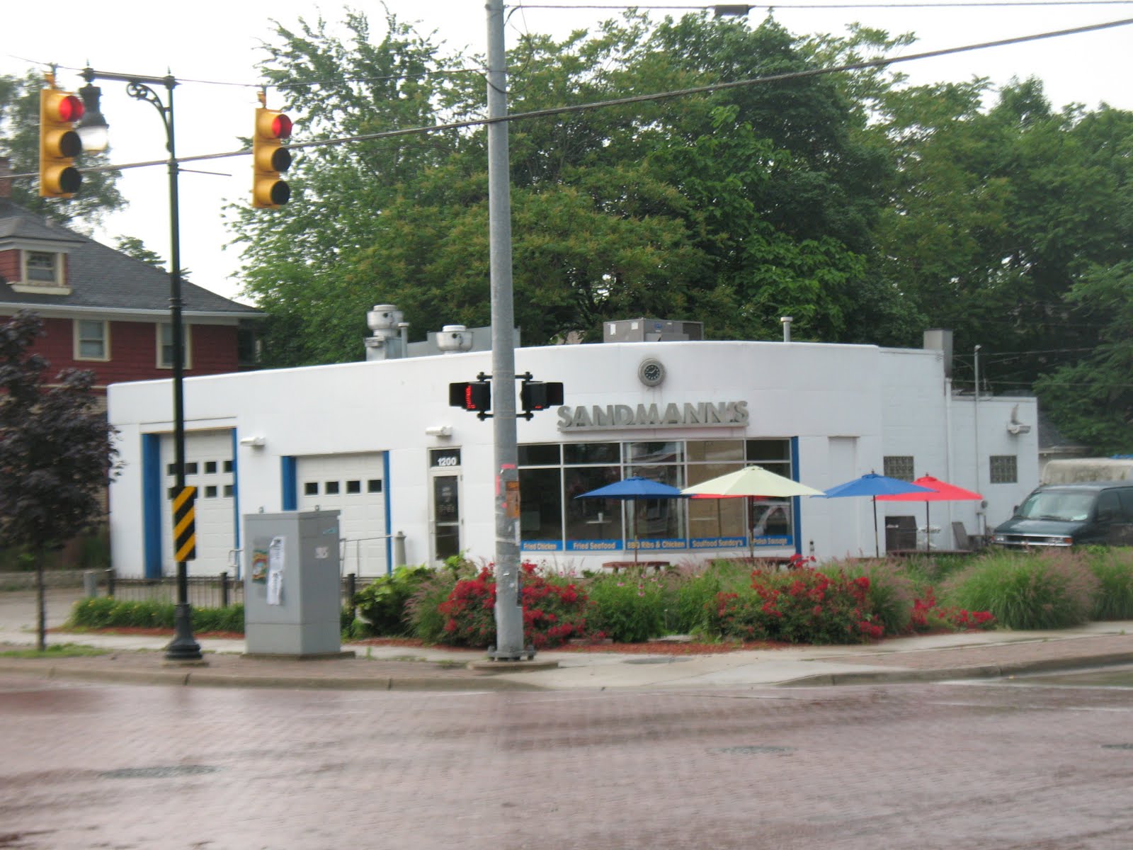 History of Old Buildings: Wealthy Street Service Stations