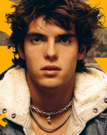 Foto Cowok Pria Laki-Laki Tampan Ganteng Macho Keren