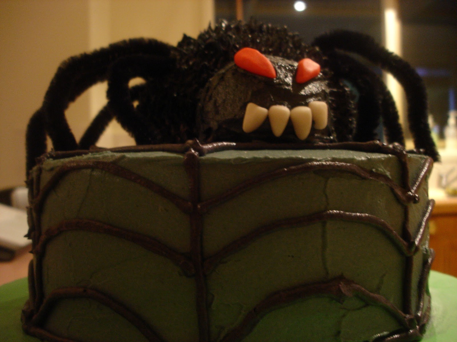 Christina's Cakery: Spooky Spider