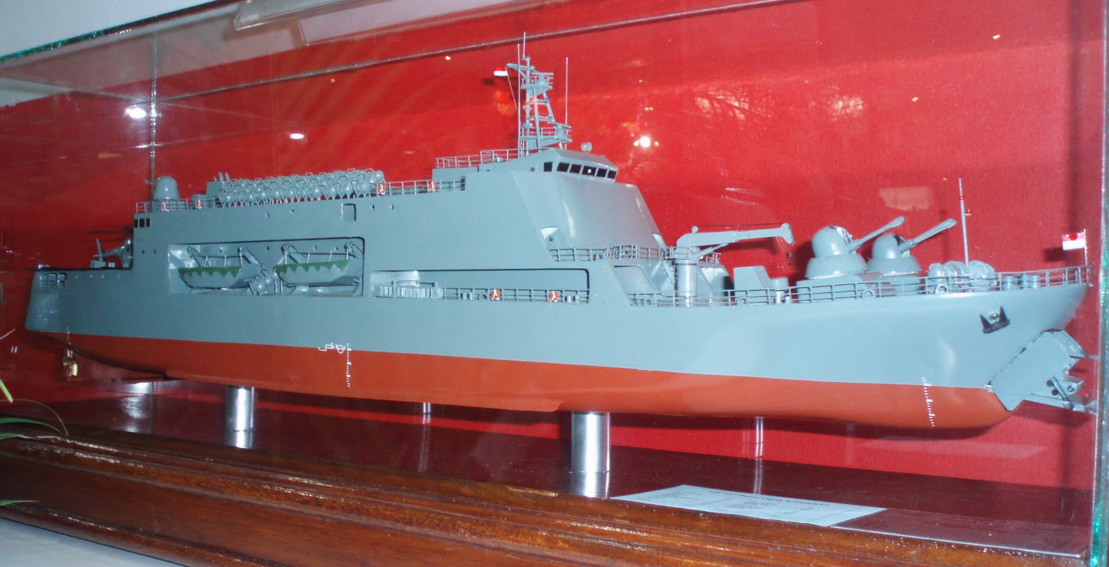 LST 117 Meter Rancangan PT. DKB ~ Indonesia Teknologi