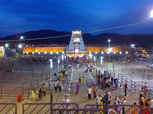 High Definition Photo And Wallpapers: hd thirumala thirupathi temple ...