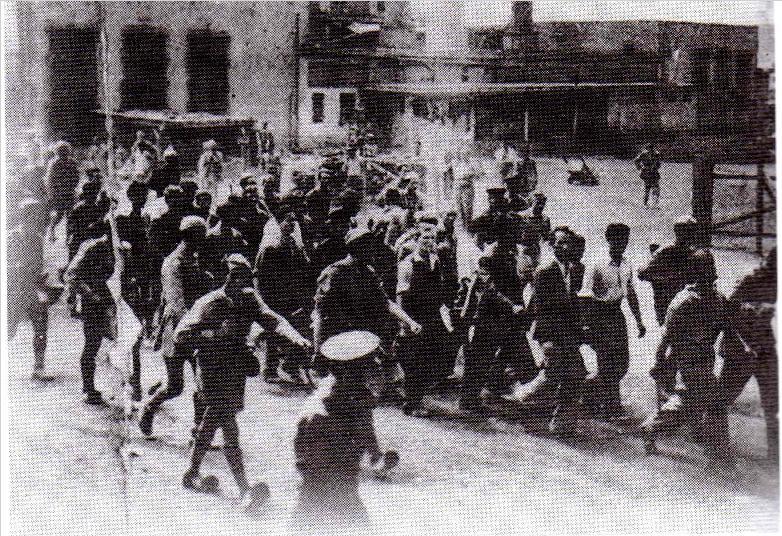 ντοκουμεντα ιστοριας: Φωτογραφιζοντας στην κατοχη τους ναζιστες και ...