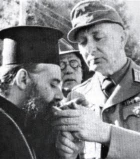 ντοκουμεντα ιστοριας: Φωτογραφιζοντας στην κατοχη τους ναζιστες και ...