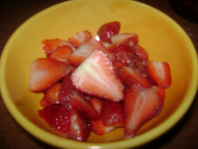 Agua de Fresa Colada {Strawberry Colada}