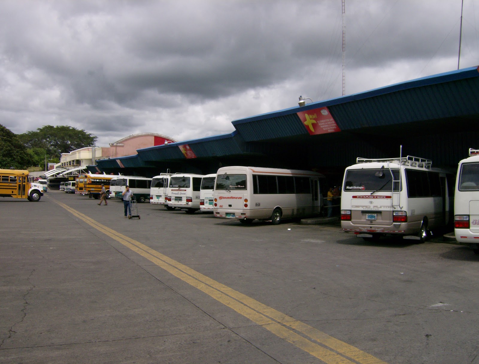 Pioneering Abroad: David, Panama - Bus Terminal and surrounding area