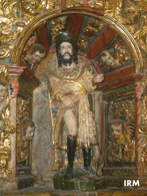 Avantales: La Iglesia por dentro: San Roque