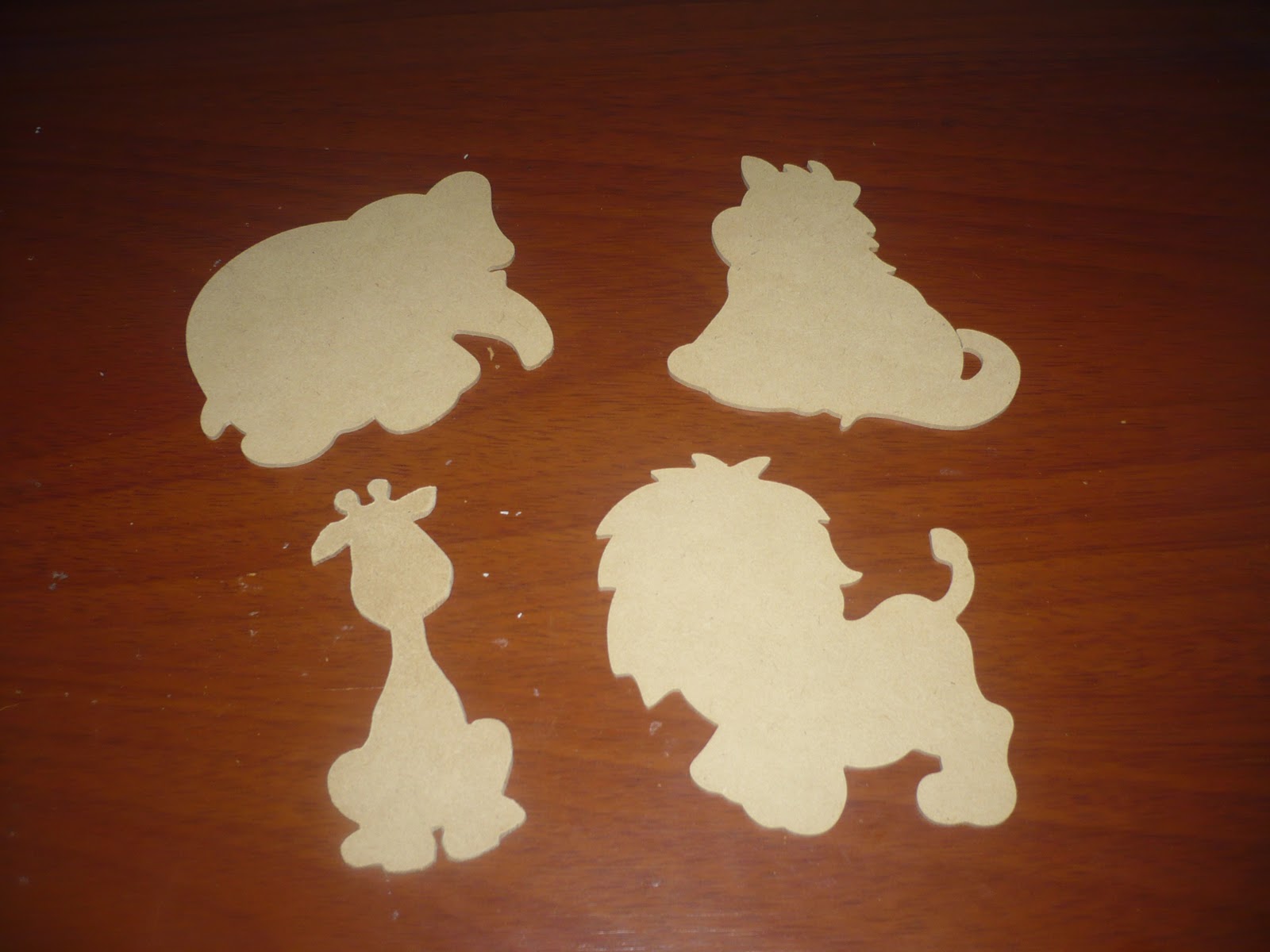 COTILLONES Y FIGURAS EN MDF