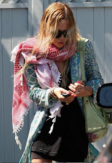 Modelitos: PALESTINIAN SCARF ( SHEMAGH, KEFFIYEH, KAFFIYAH, KEFFIYA ...