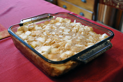 Bygone Food and Recipes: Apple Knobby Cake