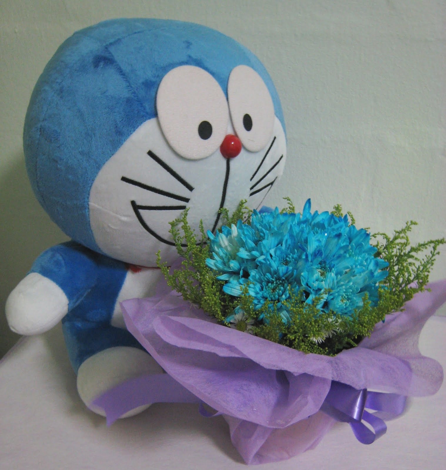 Move with flowers...: Doraemon and flowers...