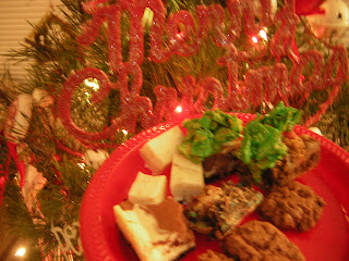 This Little Project: Candy Cane Toppers and Finger Puppets