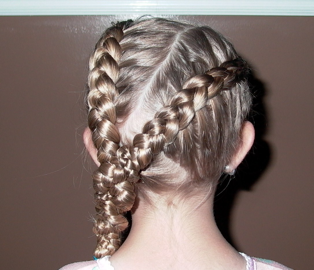 maya sidik: Little Girl's Hairstyles - How to do a Triple Braid 15-20 min