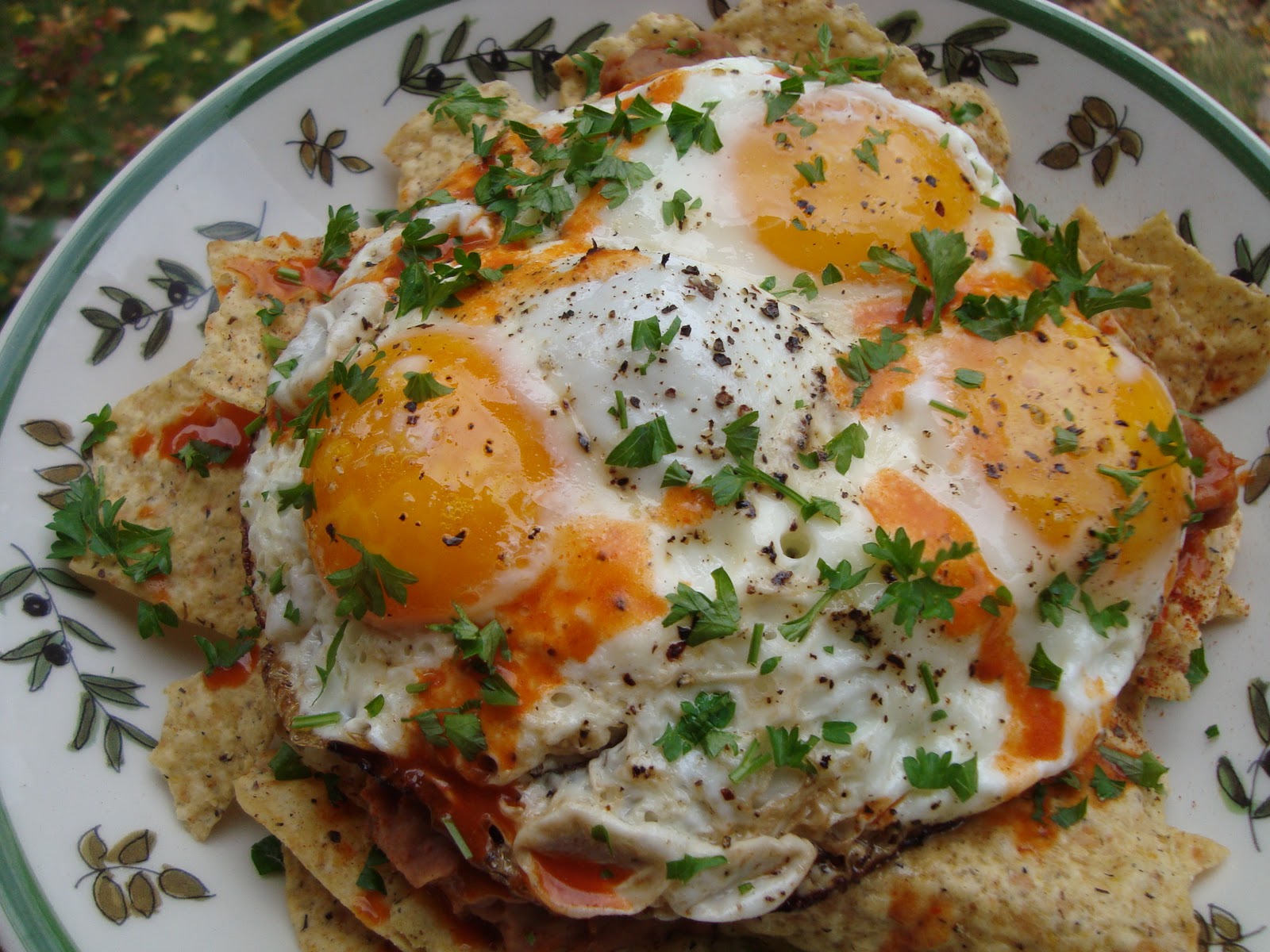 A Couple in the Kitchen: Wordless Weekender: Huevos Rancheros