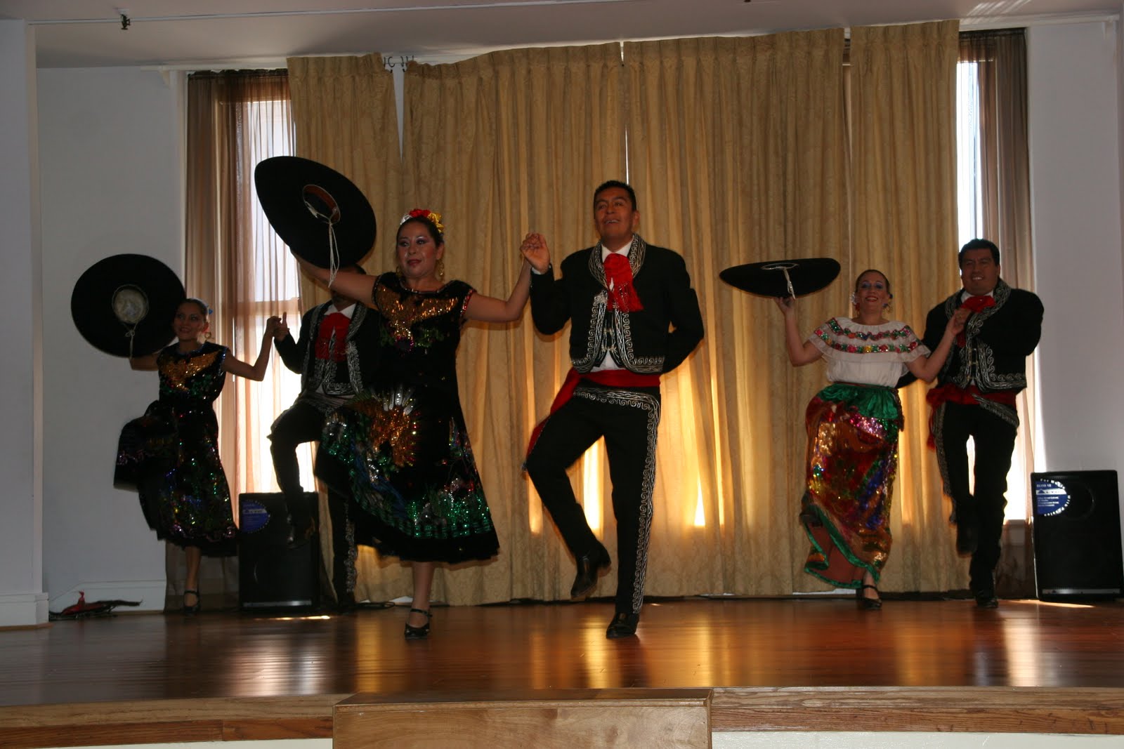 "BALLET FOLKLORICO CEM ANAHUAC": JALISCO