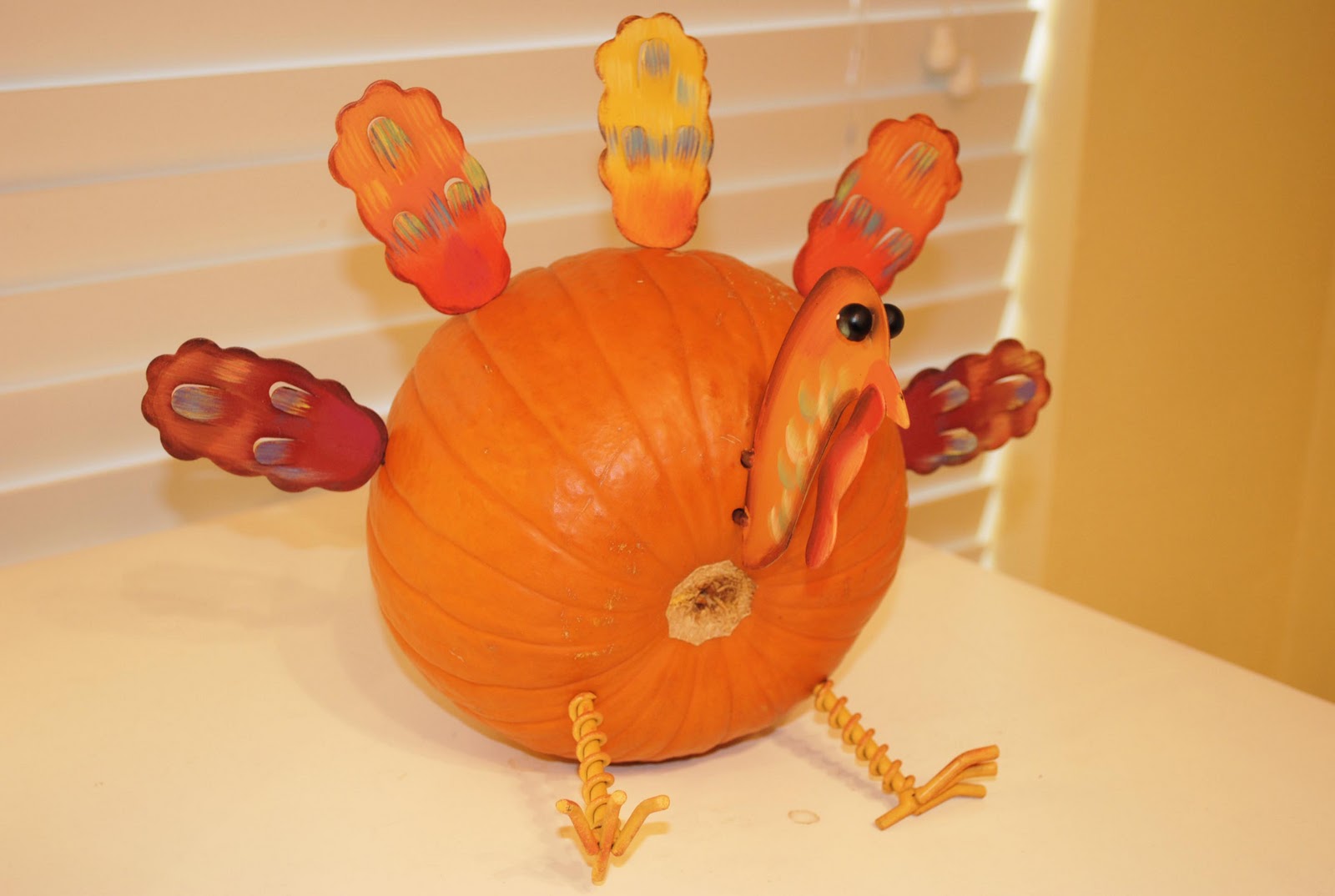 Thanksgiving Decorations and Recipes