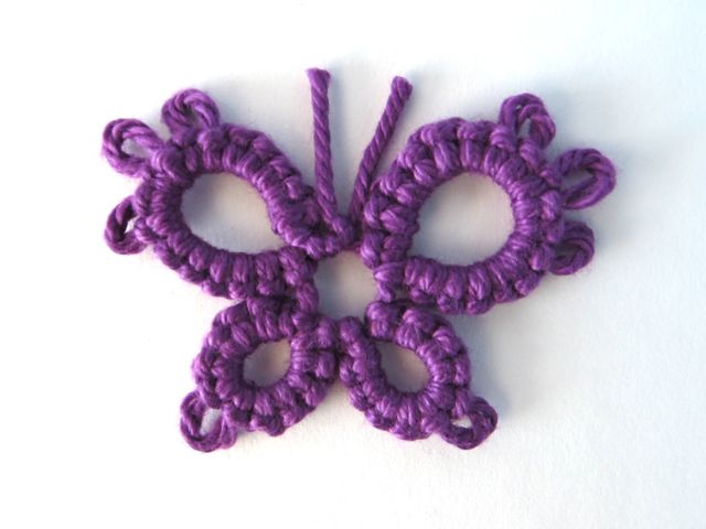 Wind Rose Fiber Studio: Tatting Class 3!