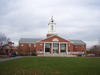 Bentley University: Campus Tour