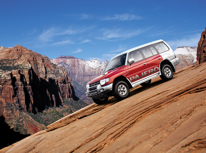 cars wallpapers: Mitsubishi Pajero SFX | Mitsubishi Pajero Price in India