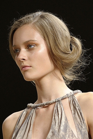 Makeup Womens Shopping: 2011 Spring Runway Hairstyle Trends