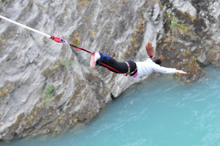 TRAVEL AND MORE: Bungee Jumping, Queensland New Zealand
