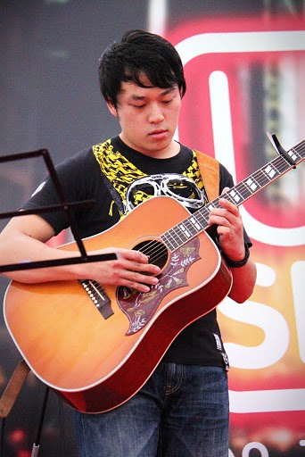 Performance at Plaza Singapora - U@SHINE - Hark Music School Singapore