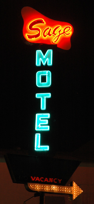 Our Oakland: signs: Sage Motel