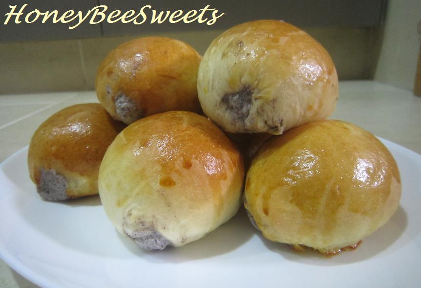 Honey Bee Sweets: Cream Filled Mini Buns